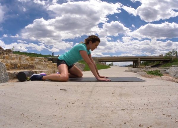 10 Best Quad Stretches for Runners - RunToTheFinish