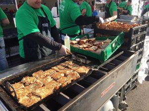 Post Marathon Food - Who Has the Best Finish Line? - RunToTheFinish