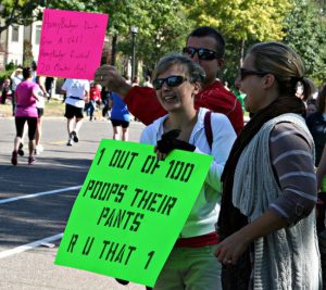 31 New Marathon Race Signs: Ideas for All The Funny You Need ...