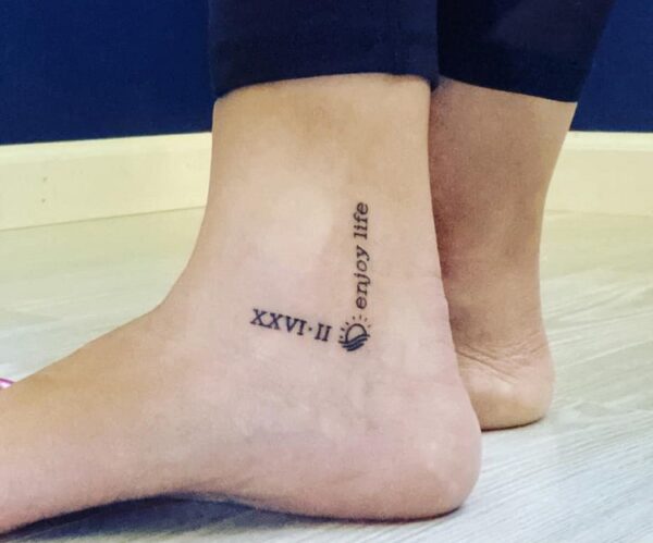 25 Running Tattoo Ideas To Commemorate Your Achievements