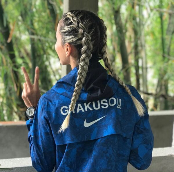 9 Best Running Hairstyles for All Hair Lengths (Photos)