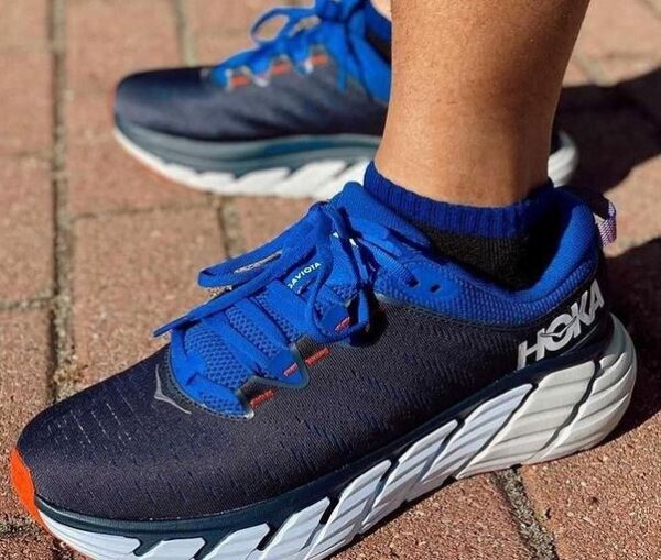 Hoka Vs Brooks Running Shoes (2024): Which Is Right For You?